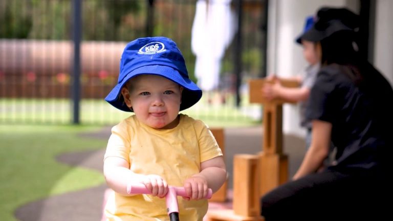 About Us - Kids Academy